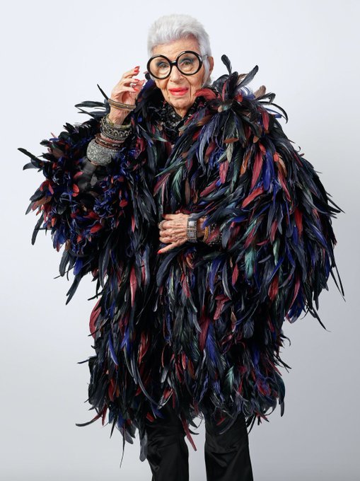 Iris Barrel Apfel, 1921-2024 - Entrecanos